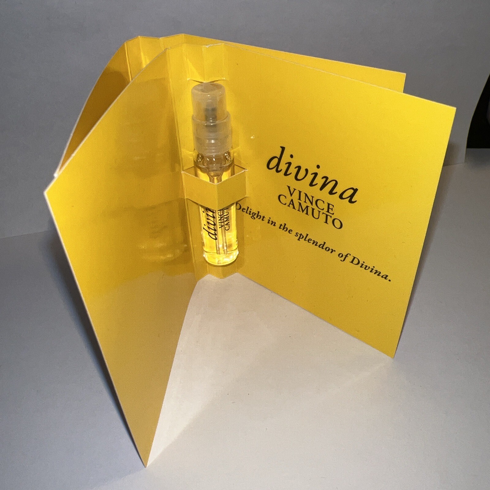 Lot Of 2 Vince Camuto Divina Eau De Parfum EDP 2.6ml/.09oz Spray Sample ...