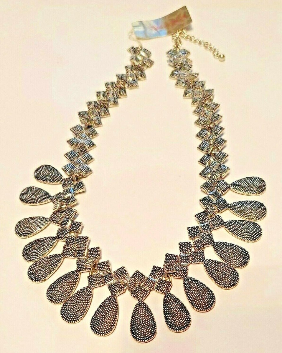 Evereve Logo Evereve Retail TouchPoints