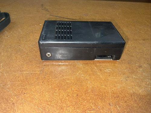 Vintage retro silver North American solid state 15 transistor radio ...