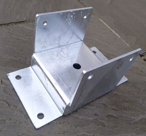 Post Holding Socket Pillar Base Brackets Galvanized Heavy Duty 150mm ...