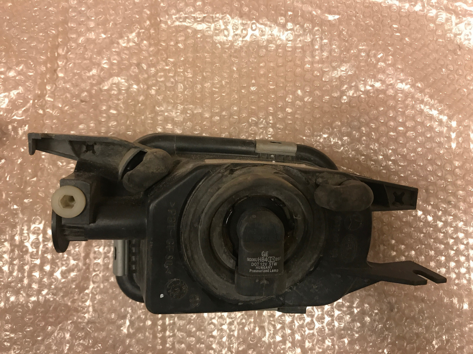 Mercedes right passenger fog lamp light 2038201256 | eBay