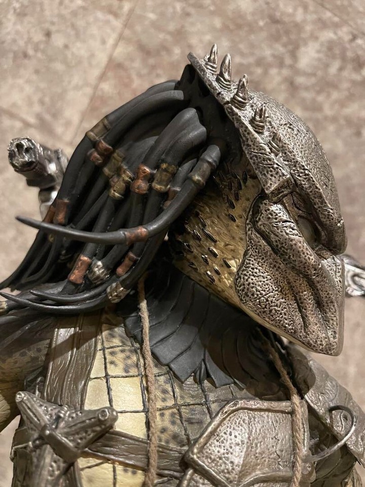 Sideshow Wolf Predator Statue Rare Aliens vs. Predator Limited Edition ...