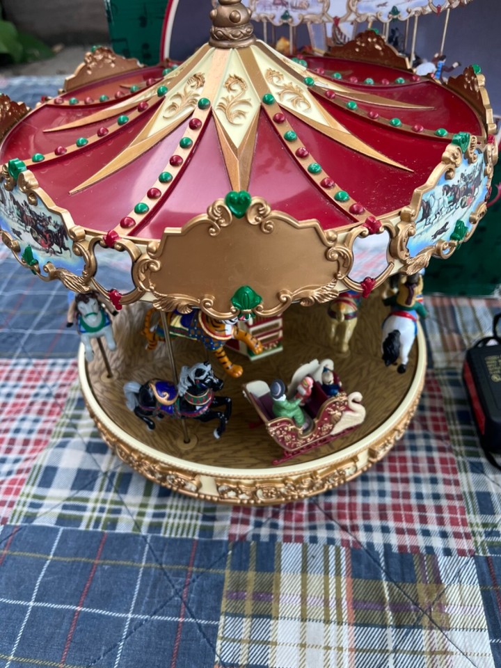 Mr. Christmas Holiday Around the Carousel Great Working Holiday ...
