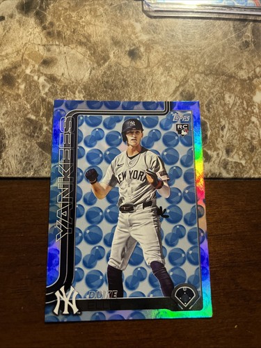 2025 Topps Series 2 Duke Ellis Holiday Beach Ball 39/50 #599 RC New ...