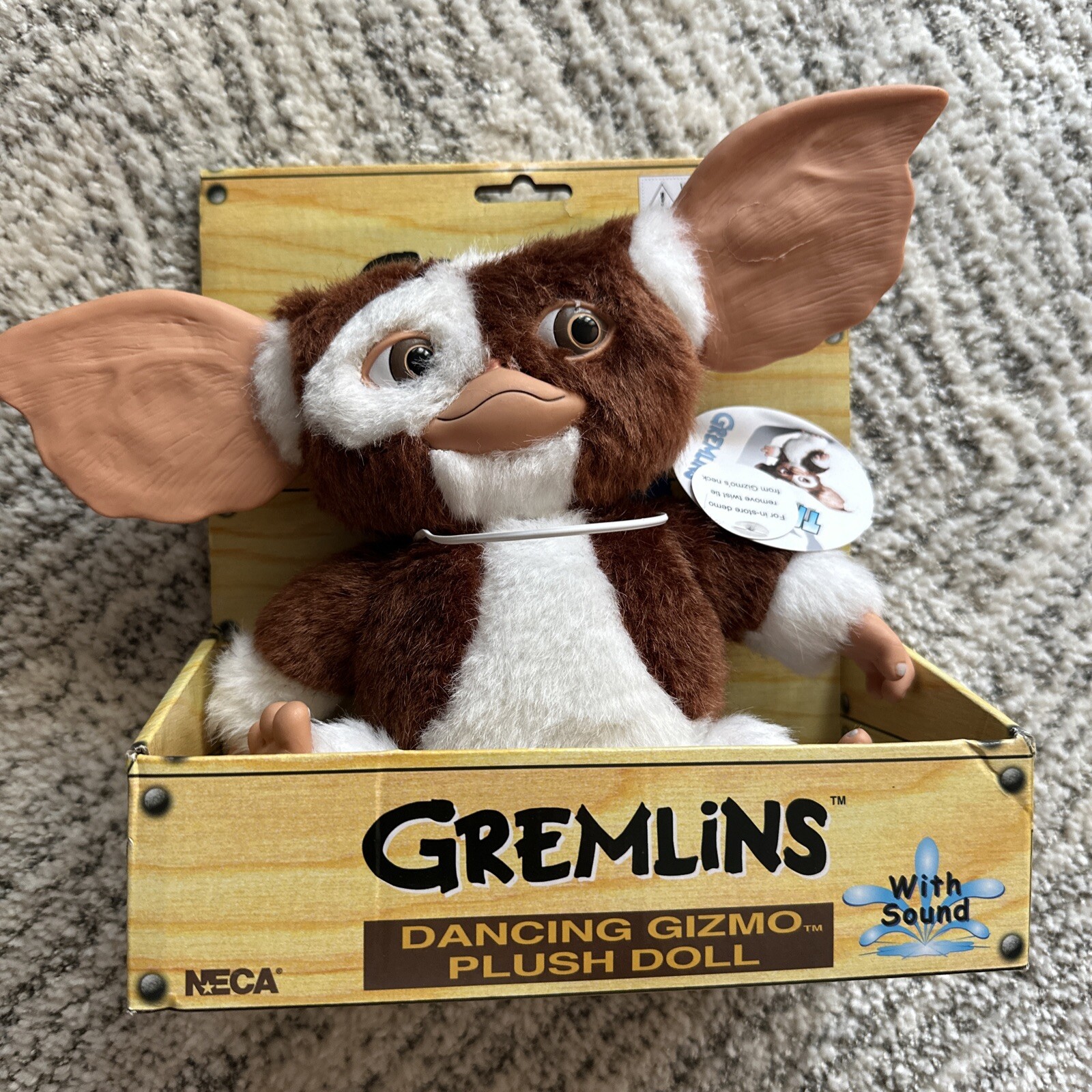 Gremlins 7" Singing & Dancing GIZMO Plush Doll w/ Sound Stuffed NECA ...