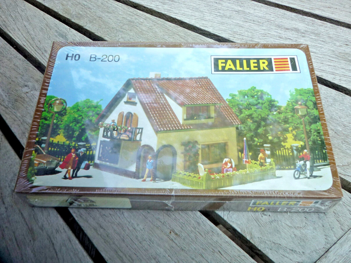 200 N Scale Faller