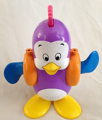 Tomy 7" Splashy Penguin Bird Bath Toy | eBay