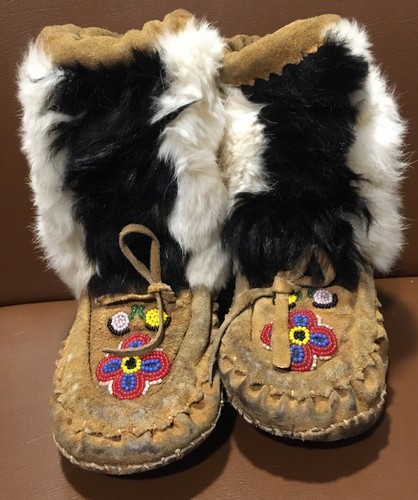 VTG HANDMADE CANADIAN NORTHERN CREE INDIAN HI TOP BEADED MUKLUKS ...