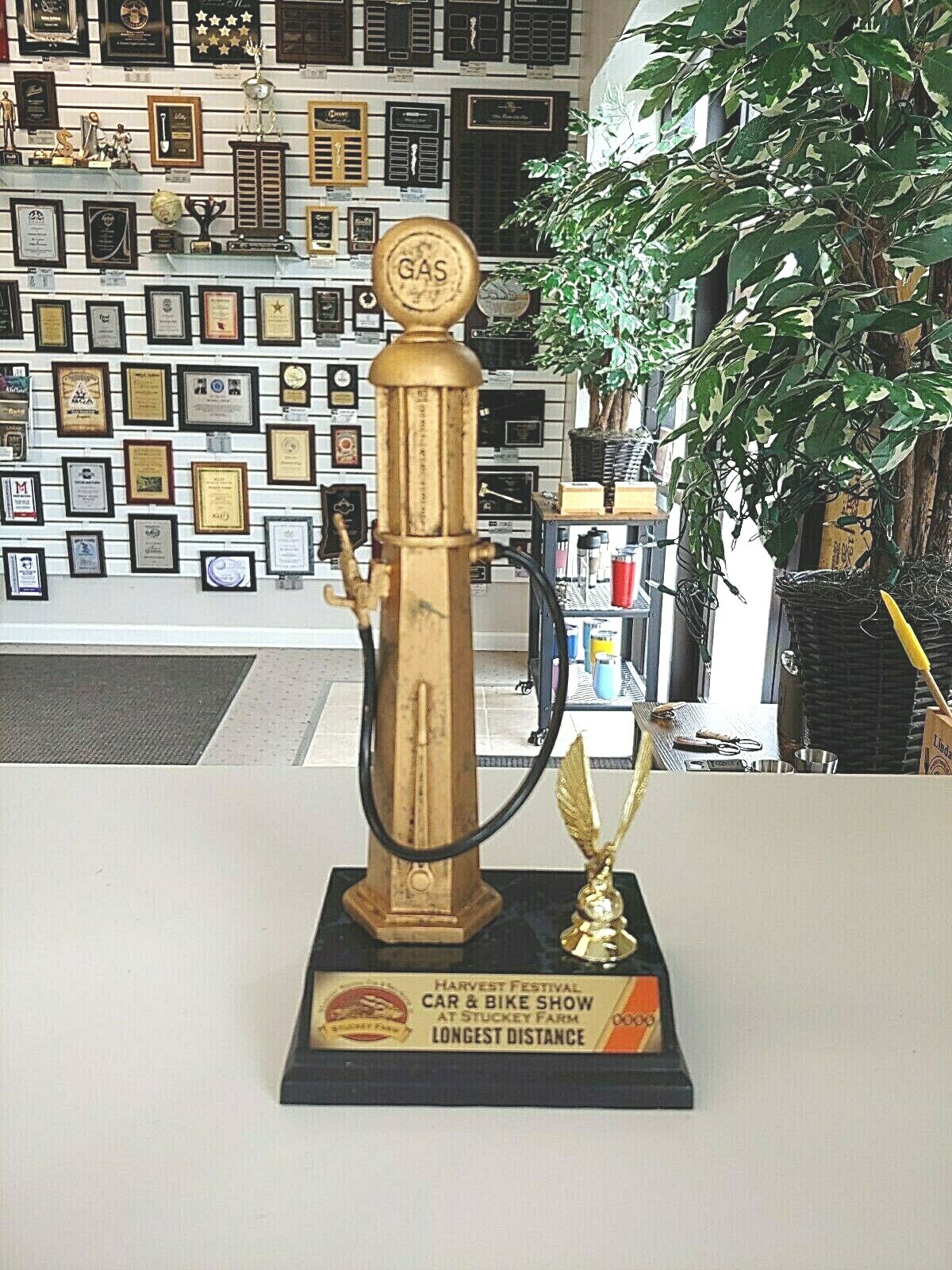 SMALL GAS PUMP CAR SHOW TROPHY 9 " TALL AWARD FREE LETTERING RESIN P ...