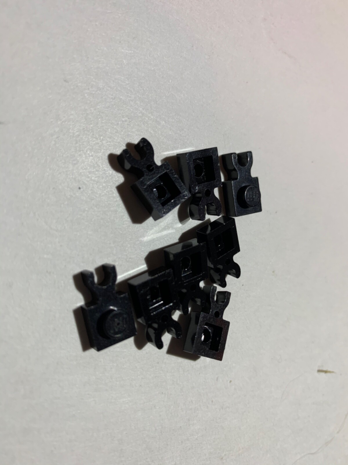 LEGO Parts 4085, 60897 (8pcs) Plate, Modified 1x1 w Clip Vertical ...