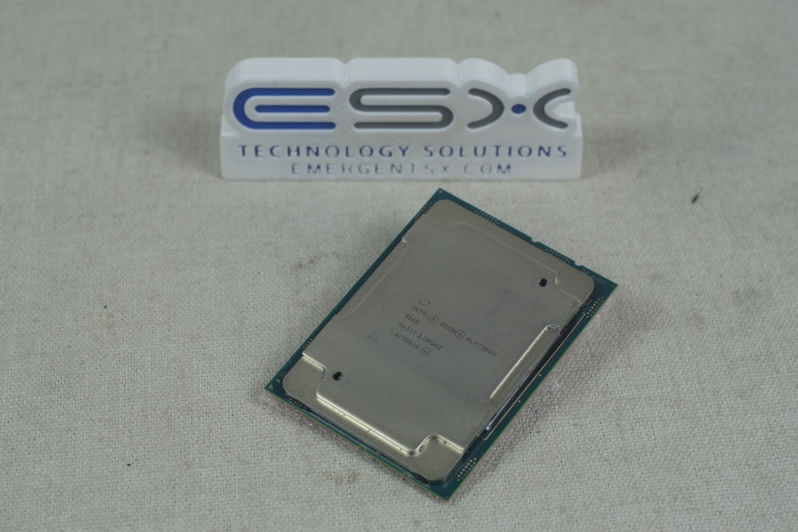 Intel Xeon 24 Core Platinum 8168 @ 2.7GHz 33M 205W Processor SR37J CPU ...
