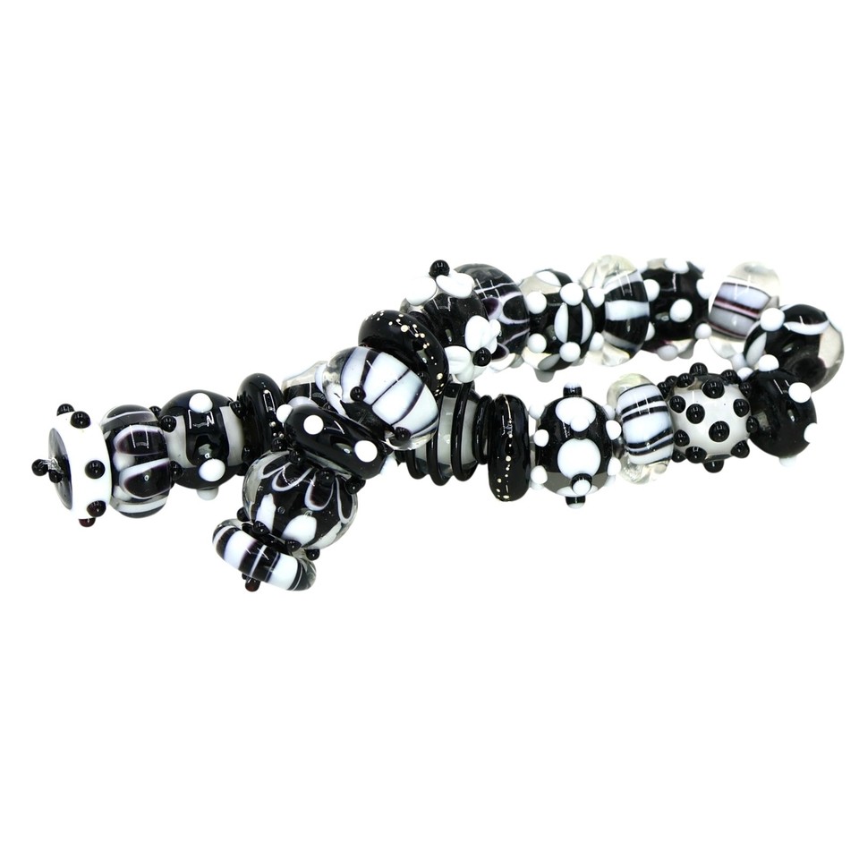 OliveStuart Handmade Lampwork Beads 24 black/white disc/round w ...