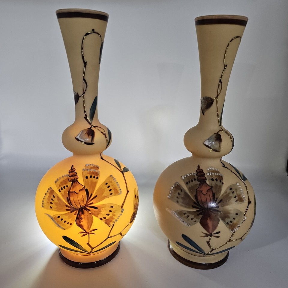 Vintage 1930s Durand Kimball Glass Fireglow Mantel Vases Set Of 2 ...