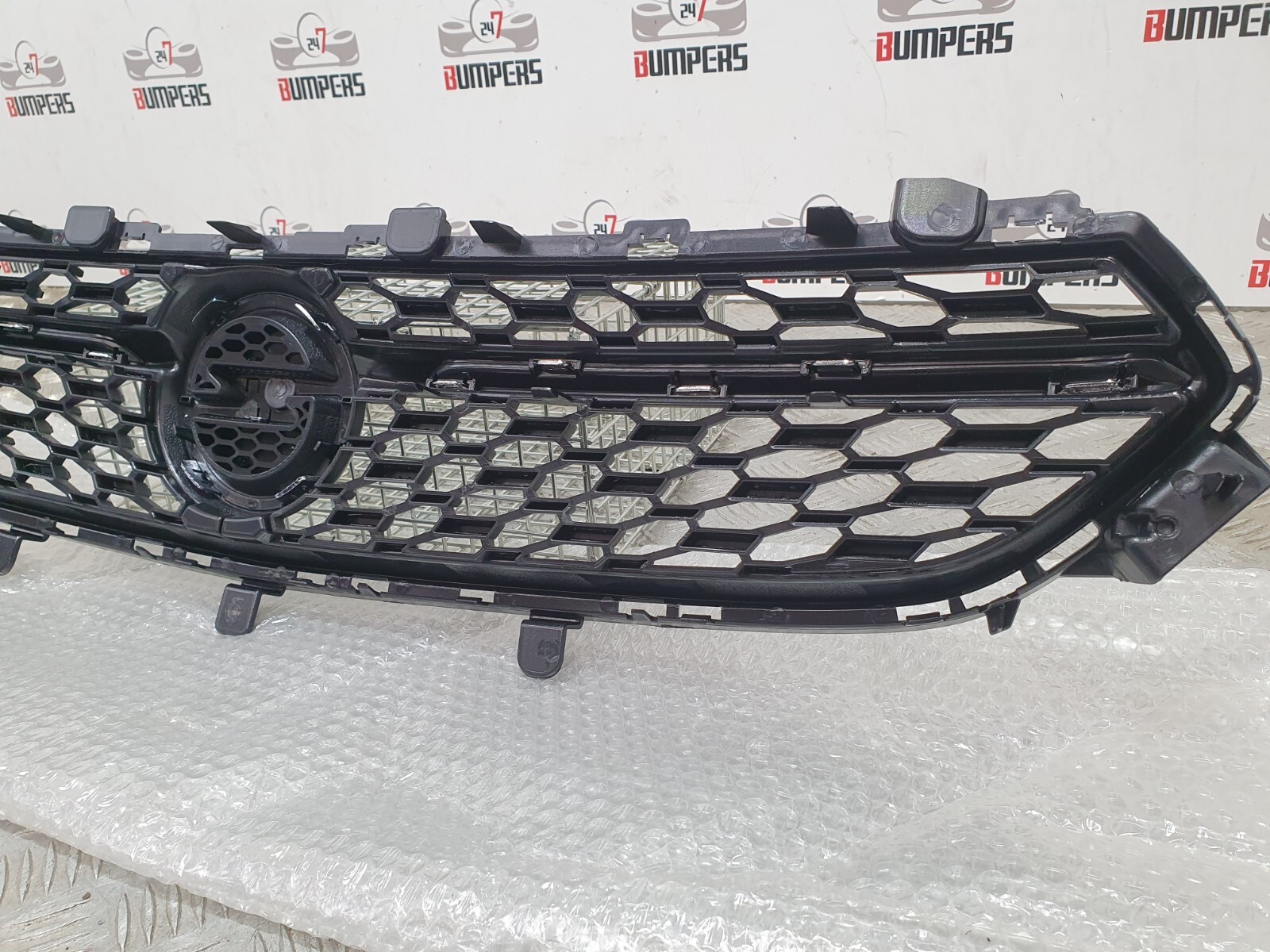 VAUXHALL CORSA F 2020-ON FRONT BUMPER TOP RADIATOR GRILL + CHROME ...