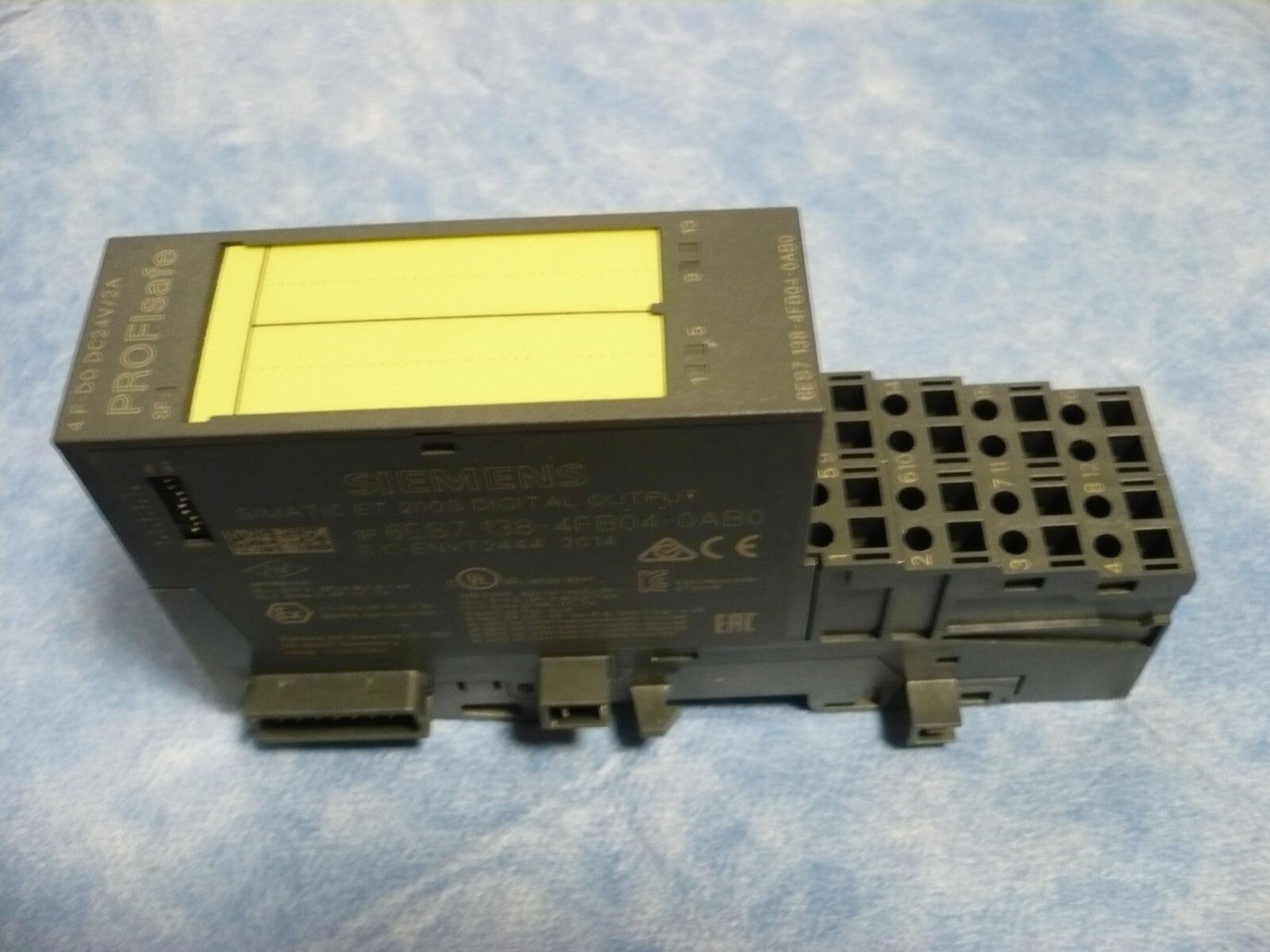 Mint Siemens SIMATIC ET 200S Digital Output Module/card, 6ES7-138-4FB04 ...