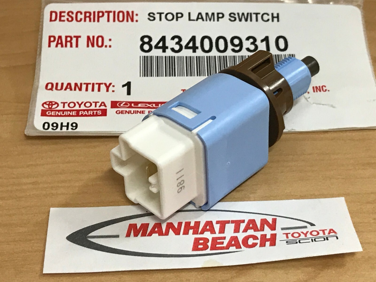 NEW GENUINE TOYOTA BRAKE LIGHT STOP LAMP SWITCH 84340-09310 | eBay