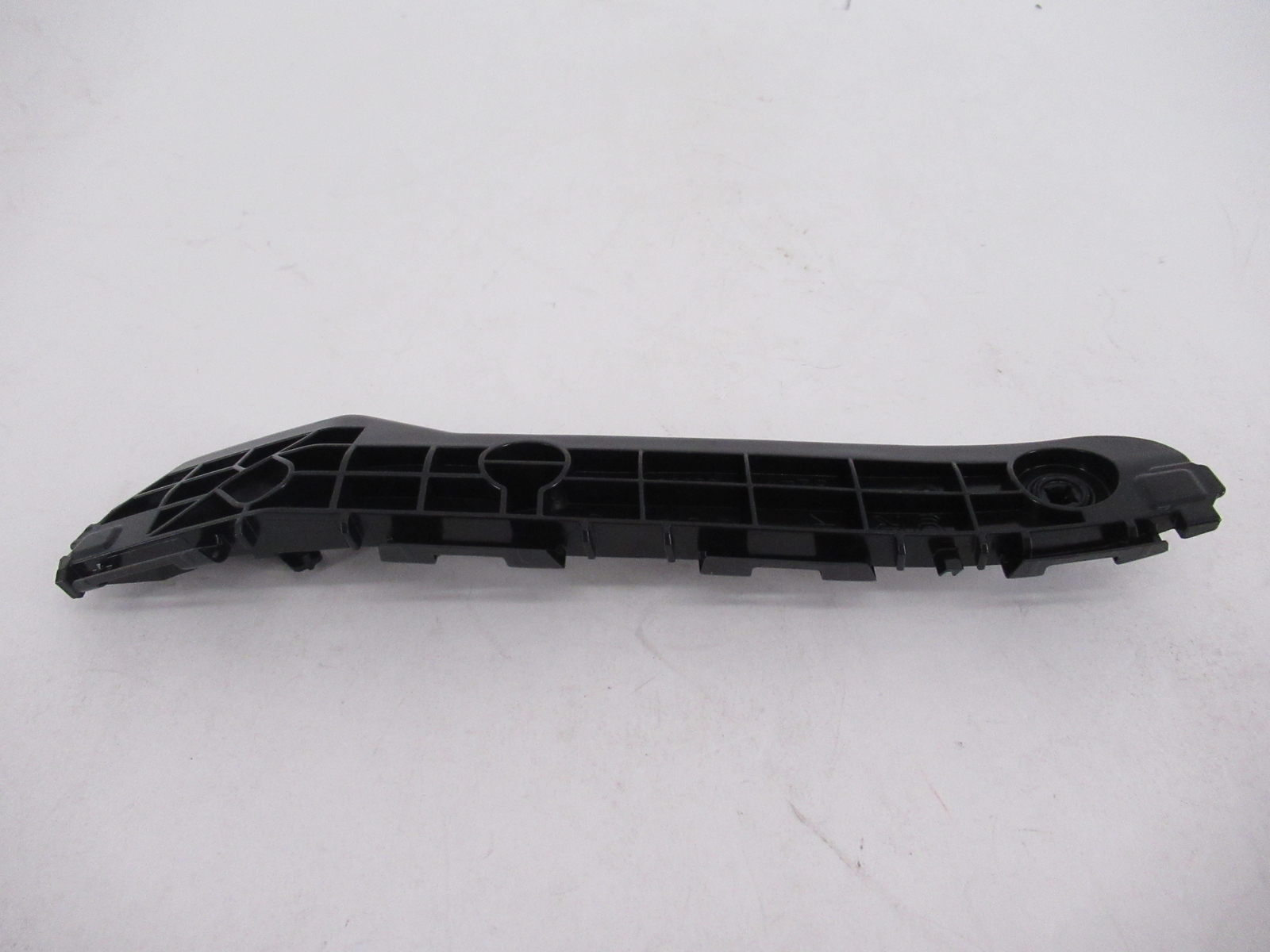 2012-2019 Toyota Prius C Passenger Side Retainer Rear Bumper 52575 ...