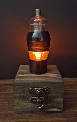 Old Vintage Radio Lighted Vacuum Tube - Novelty Night Light / LED Amp ...