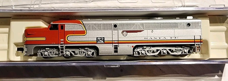 Life-Like N Scale Alco PA Diesel Locomotive AT&SF #52 | eBay