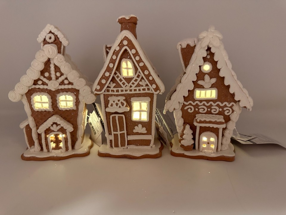 Neutral Gingerbread House, Christmas Village, Brown & White, NEW 7 ...