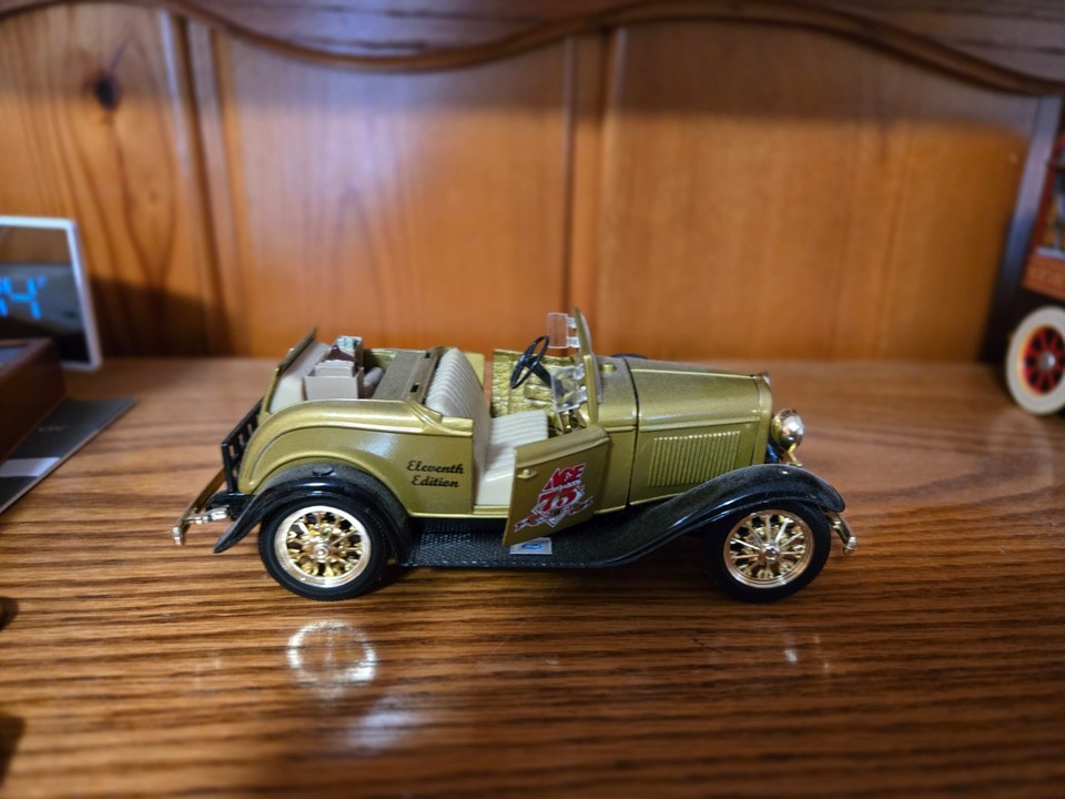 ERTL "Ace Hardware" 75th Anniversary 1930 Ford Model A Die Cast Car ...