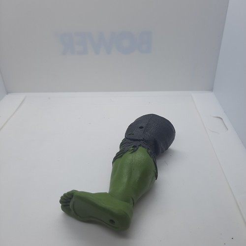 (Avengers: Endgame) Hulk BAF left leg part fodder | eBay