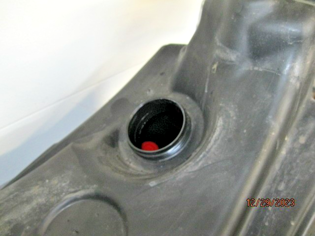 SKI DOO MXZ 600 HO SDI 04' Fuel Gas Tank w/ opening for fuel pump 800 ...