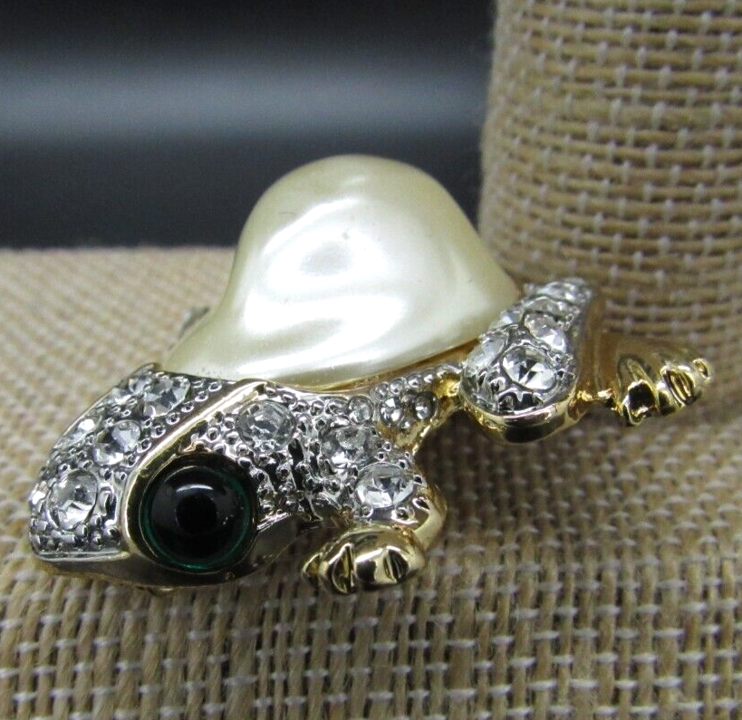 KENNETH J LANE KJL CRYSTAL MABE PEARL GOLD TONE FROG BROOCH PIN NEW | eBay