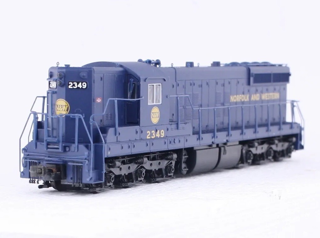 HO Scale Proto 2000 Norfolk & Western GP9 Diesel Locomotive DCC Ready ...
