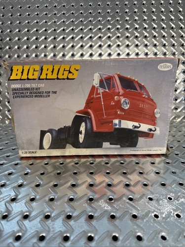 Vintage 1/25 Testors Big Rigs Dodge L-700 Tilt Cab Truck Complete Model ...