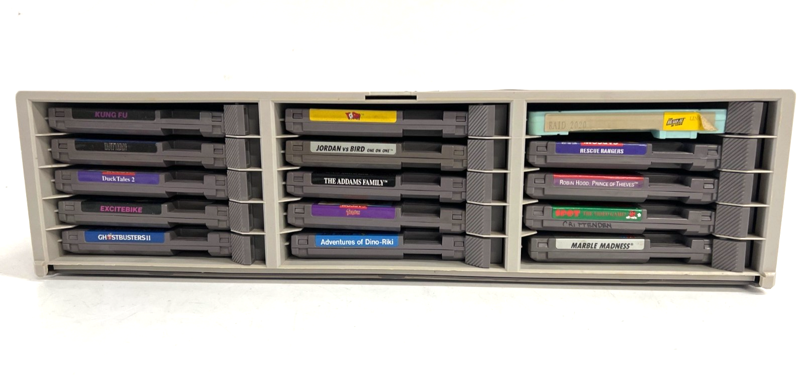 Lot of 15 NINTENDO NES Games in Case w/ Yoshi Raid 2020 & More ...