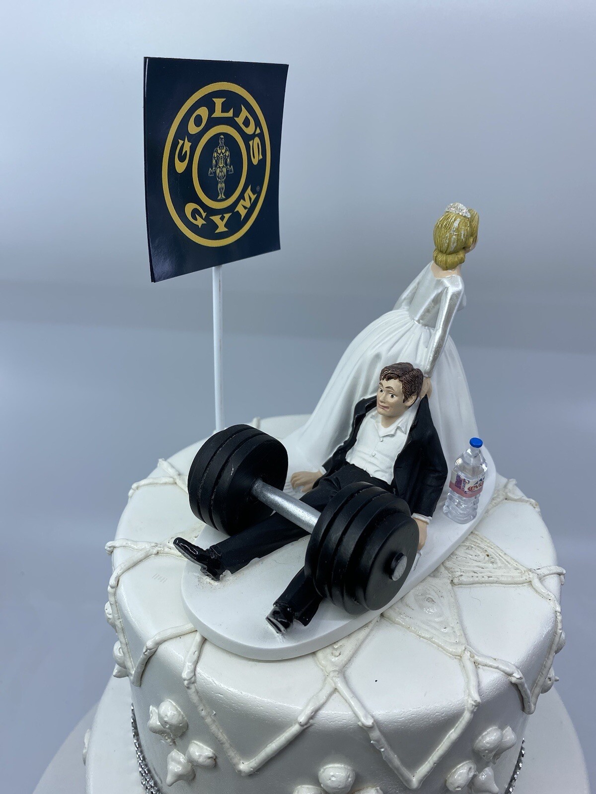 Funny Olympic weightlifting With Barbell Bride and Groom Wedding cake ...