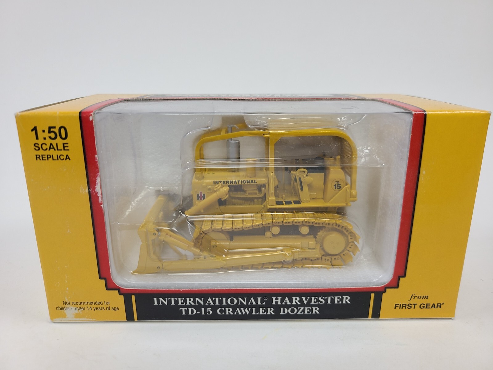 International IH TD-15 Crawler Dozer - First Gear 1:50 Scale Model #50 ...
