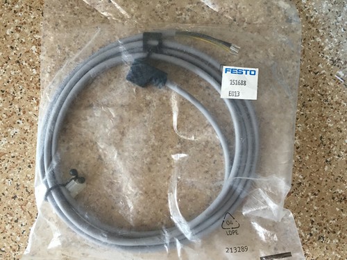 1 pcs FESTO KMEB-1-24-2.5-LED 151688 | eBay