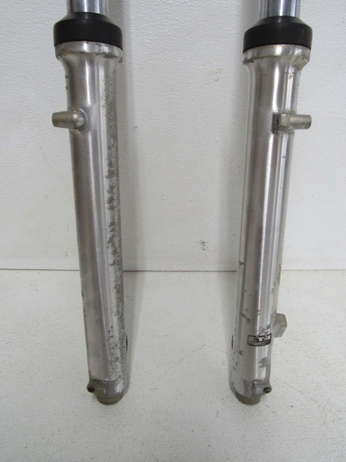 1983 YAMAHA XT250 XT 250 FORKS FRONT END SUSPENSION TRIPLE CLAMPS OEM ...