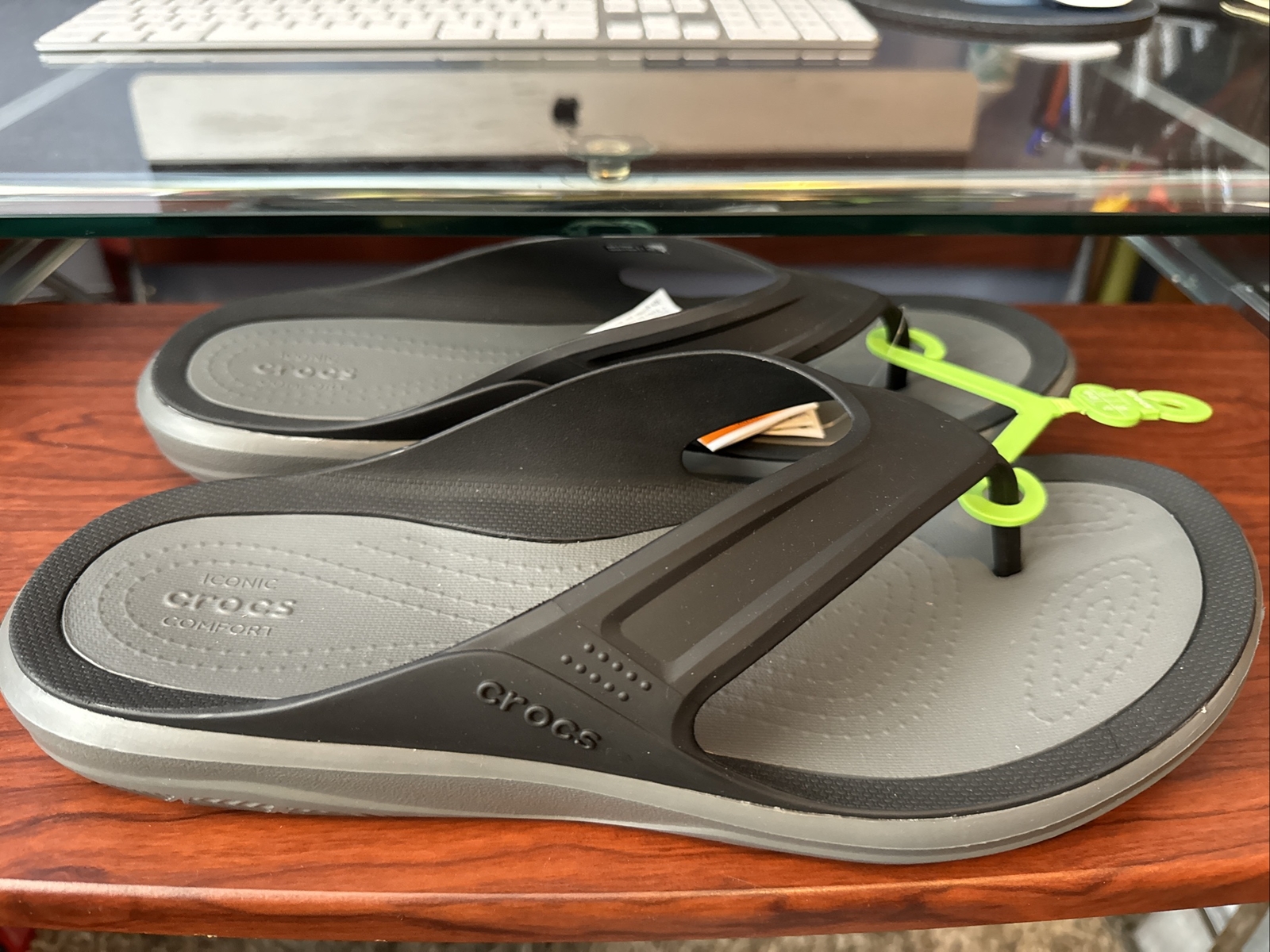 Crocs Swiftwater Wave Flip Flops Mens Size 11 Black/Slate Grey (206242 ...