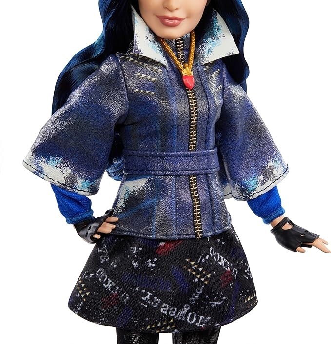 2024 Mattel Disney Descendants Evie 10th Anniversary Doll Isle of the ...