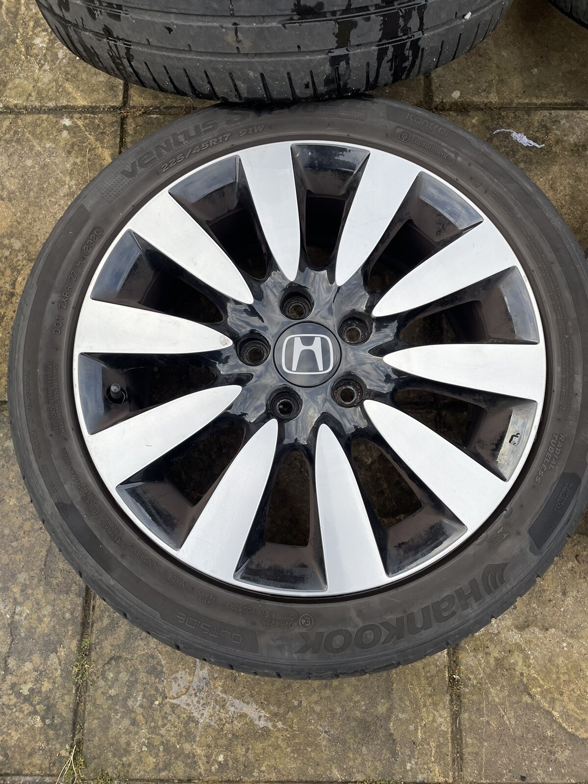 HONDA CIVIC 17" BLACK ALLOY WHEEL WITH FALKEN TYRE 225/45ZR17 HL4899 ...