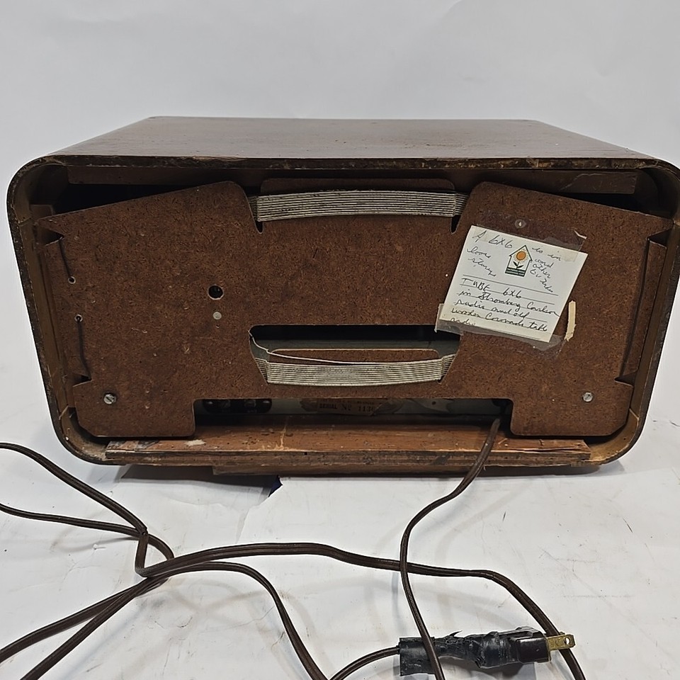 1946 Detrola Model 572 Vacuum Tube AM Shortwave Radio Wood Case Works ...