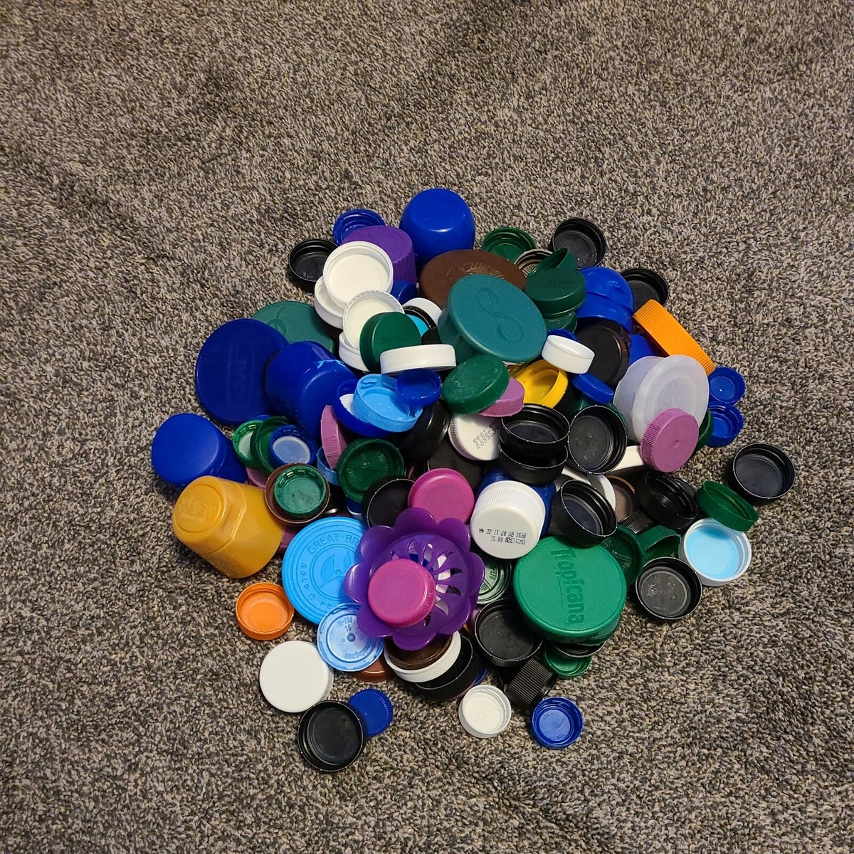 Recycle Plastic Bottle Caps Crafts