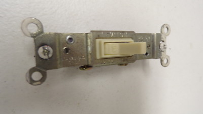 Leviton Und. Lab. Light Switch 2-Pole 15A 120VAC *FREE SHIPPING* | eBay