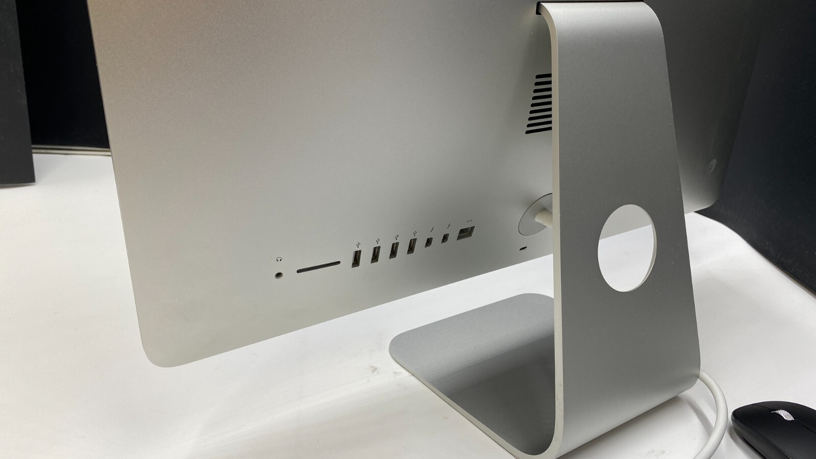 APPLE IMAC 21.5 INCH SLIM DESKTOP COMPUTER - 512GB SSD FUSION - 8GB ...