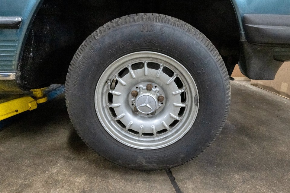 1972 - 85 Mercedes Benz R107 450SL 380SL 6.5 x 14" Bundt Wheel Set ...