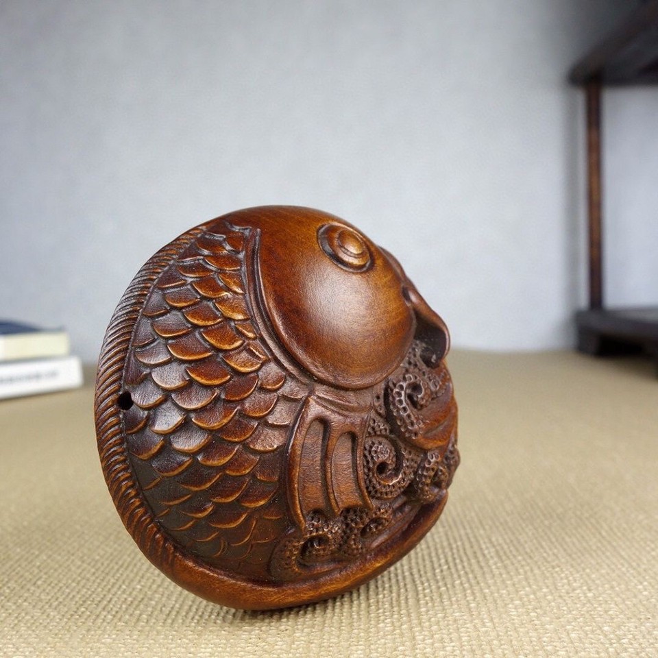 Asian Hand Carved Boxwood Netsuke Figurine cute Fish fengshui Carp ...
