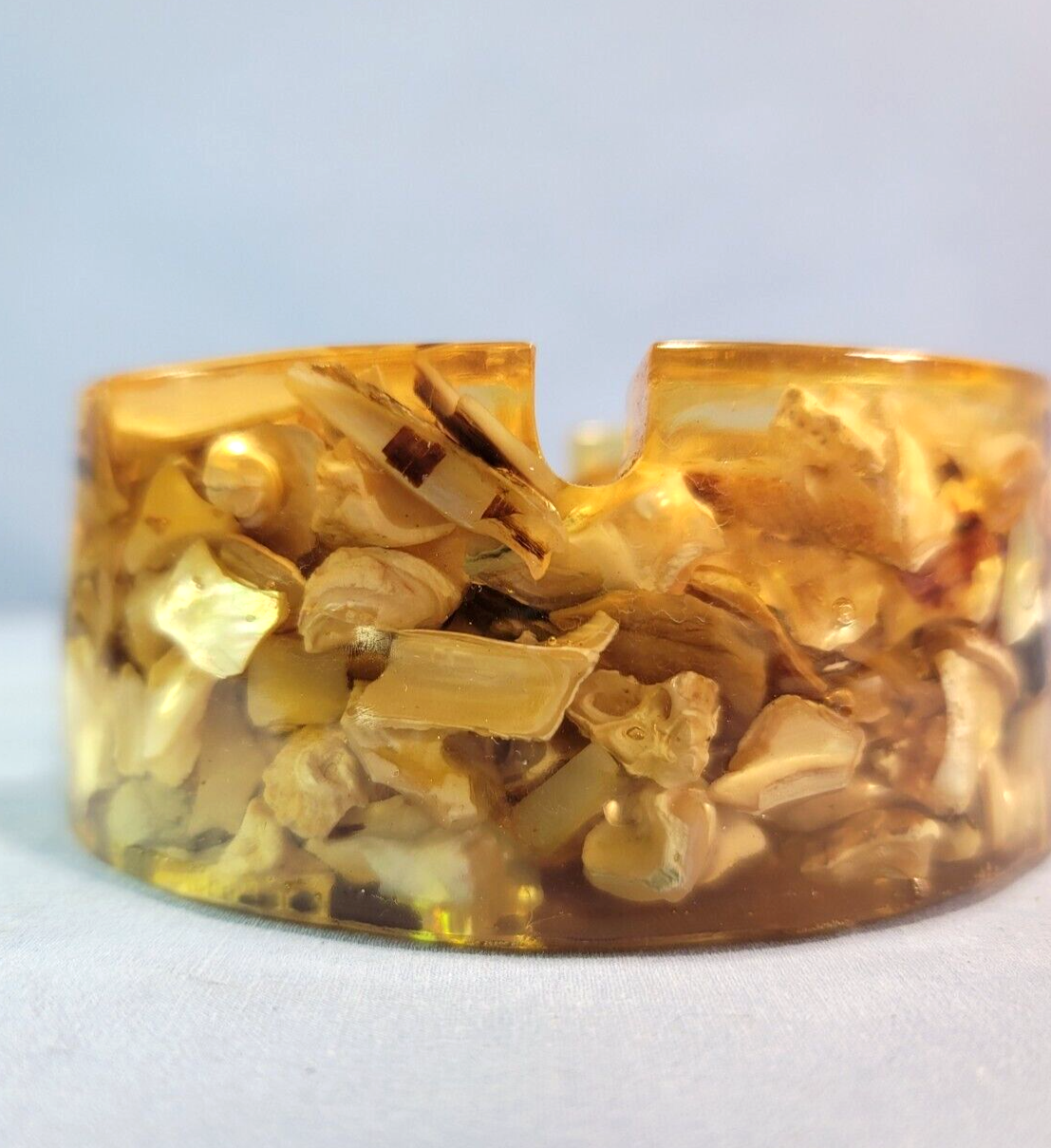 Shell Flakes w/Mother of Pearl Ashtray Handmade UNIQUE Cigarette ...
