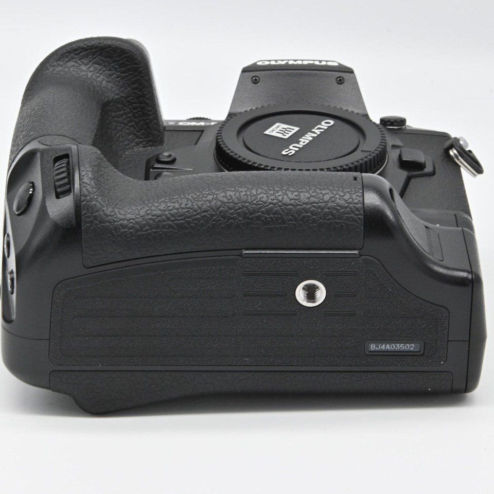 Olympus OM-D E-M1X EM1X 20.4MP Mirrorless Camera Body Color Black ...