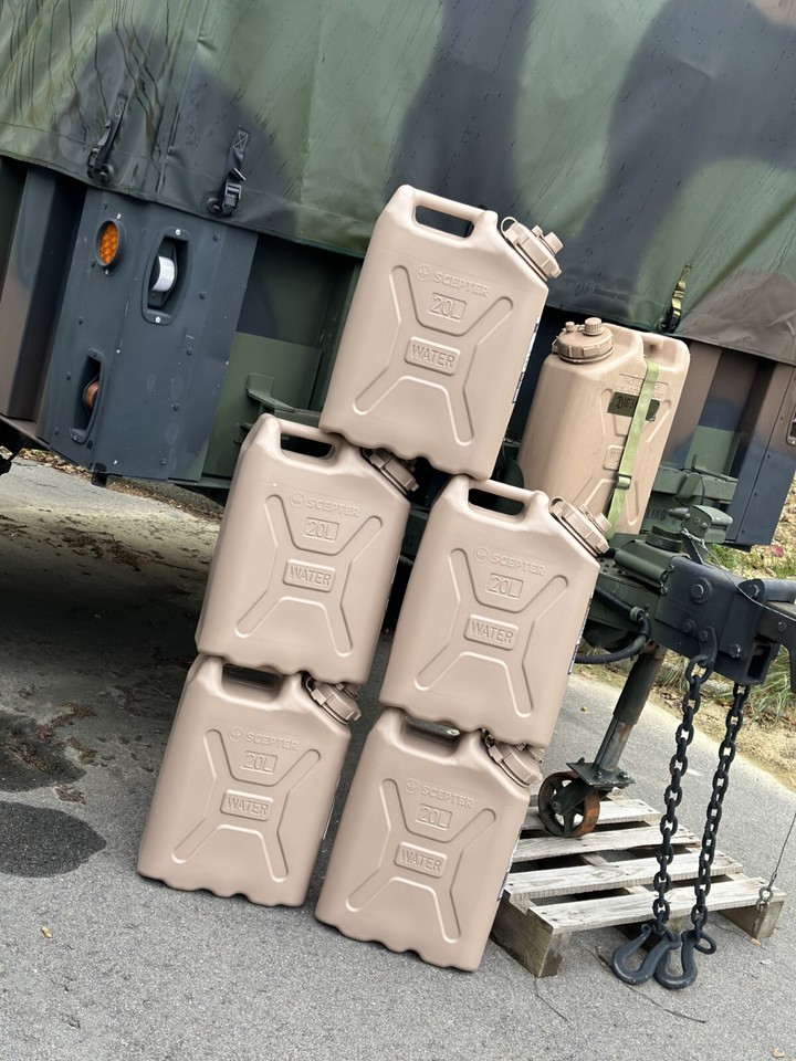 US Army Scepter Water Canister Military 676.3oz Water Can 20 Ltr Tan | eBay