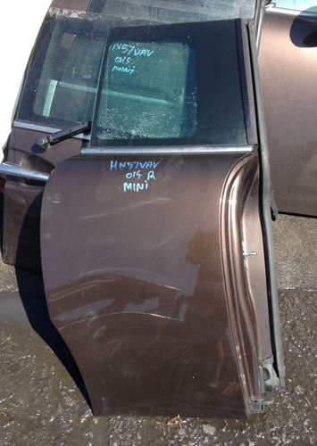 2007 MINI CLUBMAN REAR DOOR - DRIVERS SIDE RIGHT O/S/R - IN BROWN PAINT ...