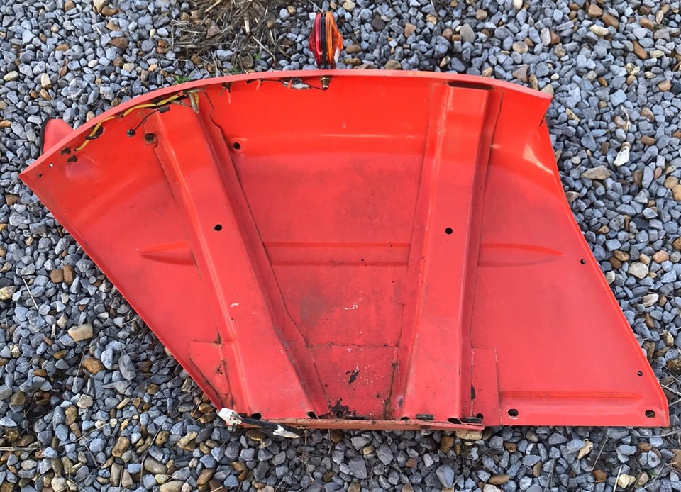 OEM USED KUBOTA TRACTOR LEFT HAND FENDER 35558-87020 M6030DT-N M8030DT ...