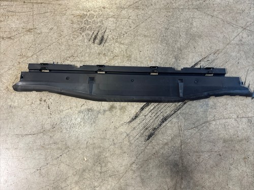 Cadillac GM OEM 2021-2022 Escalade Yukon Upper Radiator Air Baffle bb ...